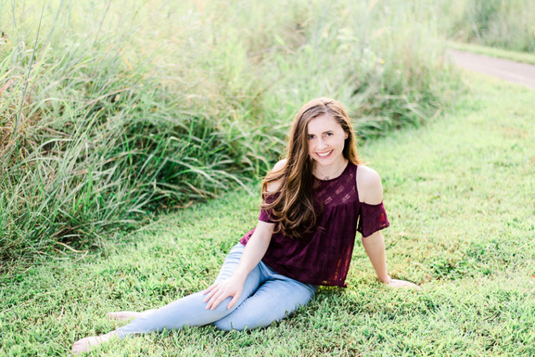 Hannah-Dolan-2018-Helias-Senior-Morgan-Lee-Photography-Jefferson-City ...